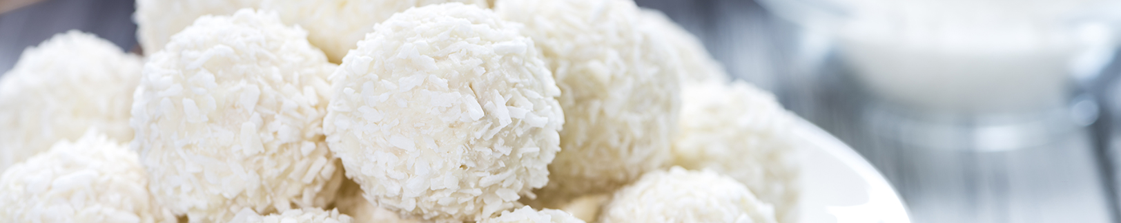 Bomboane cu cocos. Vezi reteta - Freshful.ro - Freshful.ro