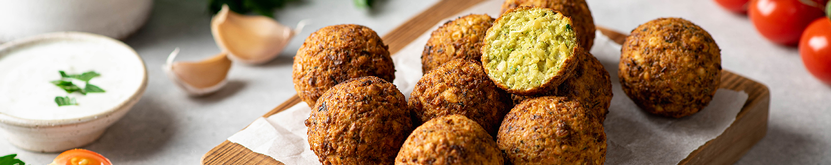 Chifteluțe din năut - Falafel. Vezi reteta - Freshful.ro - Freshful.ro